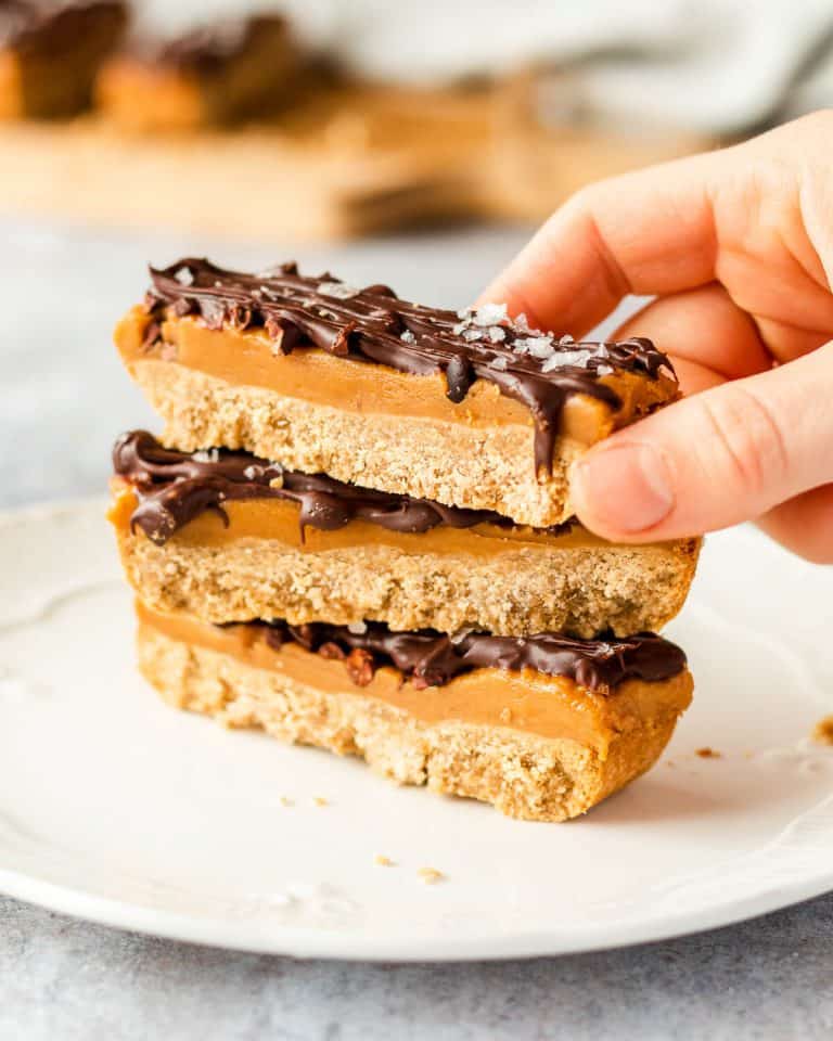Peanut Butter Millionaire Shortbread - Nourishing Niki