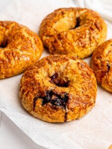 Easy Blueberry Bagel Recipe - Ready in 40 minutes! (no yeast)