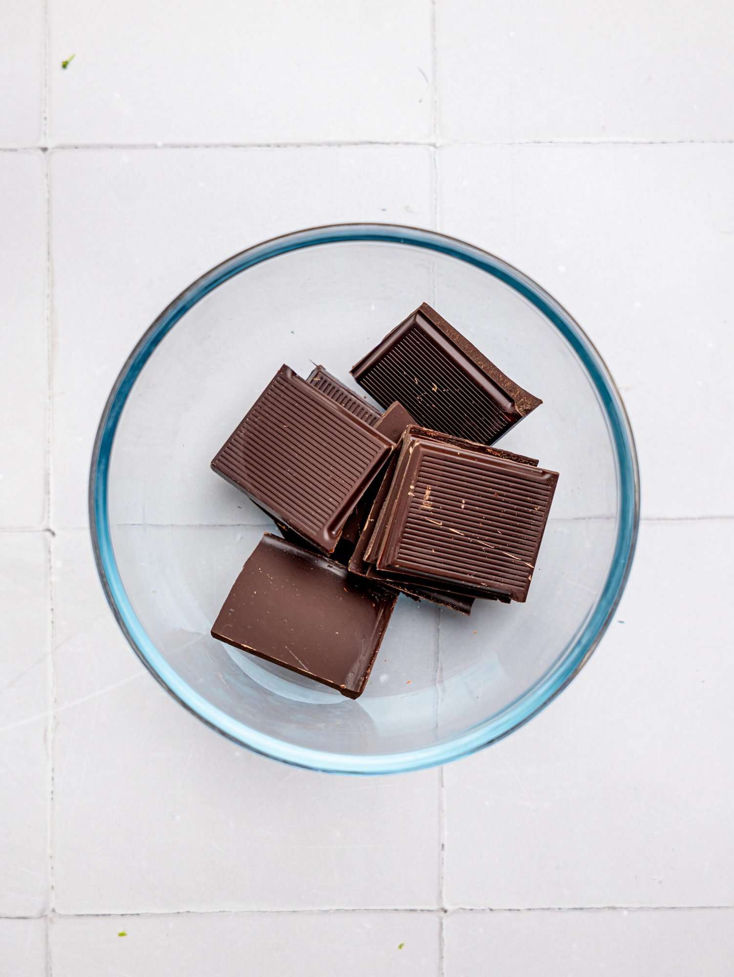 Healthy Dark Chocolate Bounty Recipe (made with just 5 ingredients)