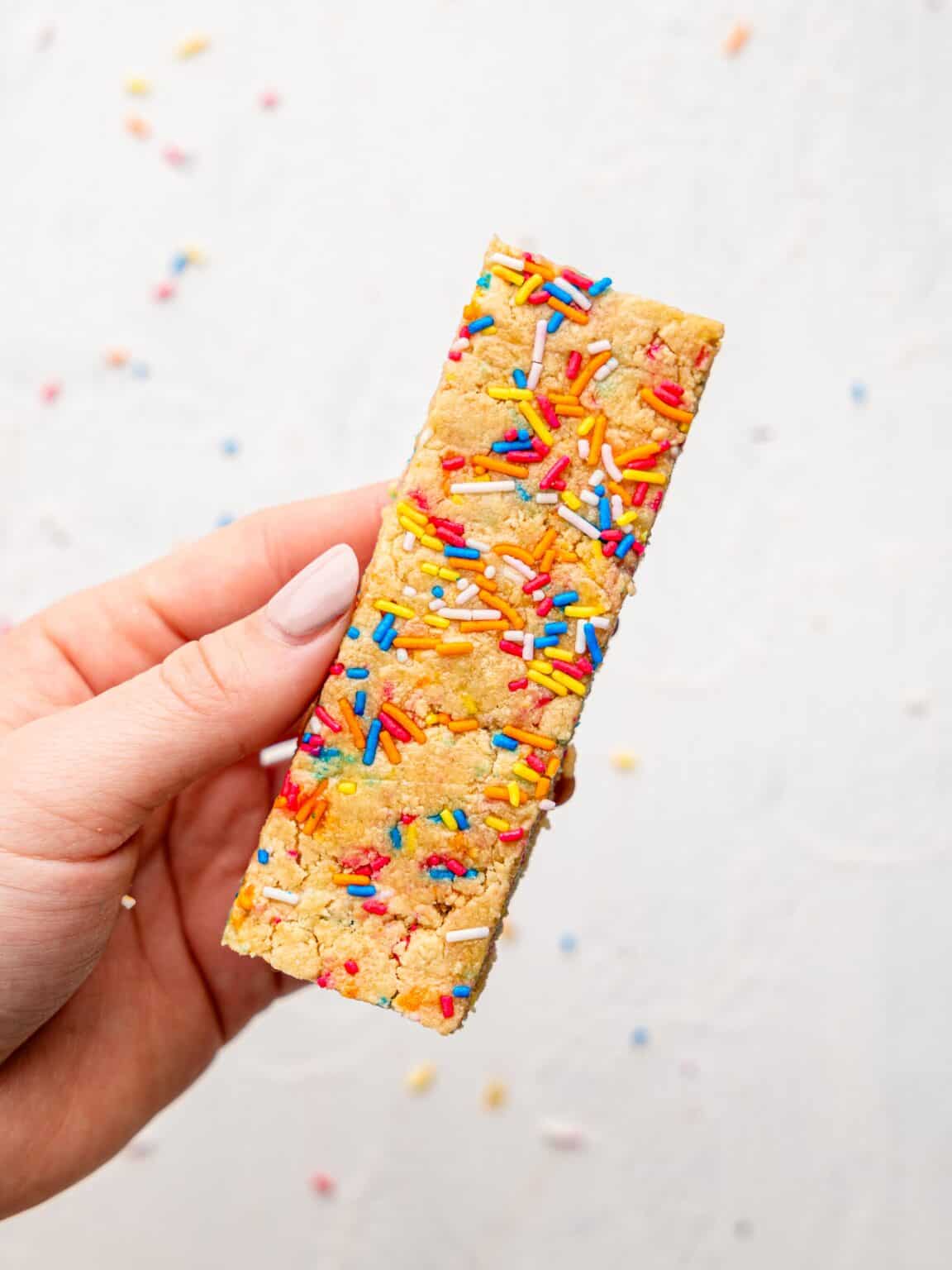 The BEST Birthday Cake Protein Bars (just 3 ingredients!)