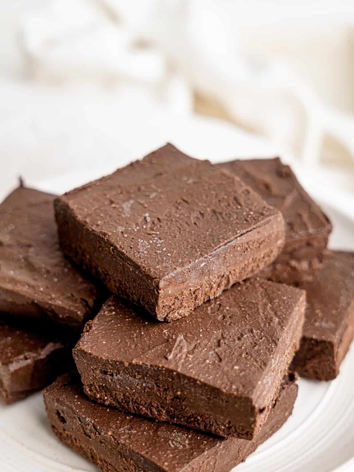 4-Ingredient Cottage Cheese Fudge (easy & healthy)